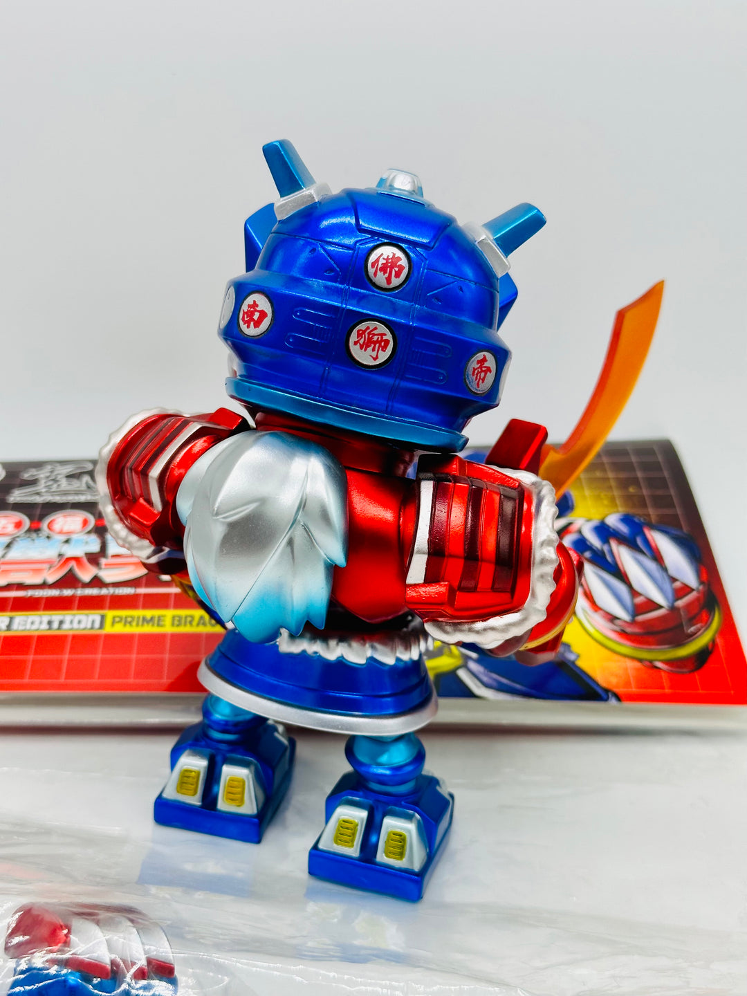 SC Braver Commander Edition by Foon Wong x Bigboystoys – RedGuardian